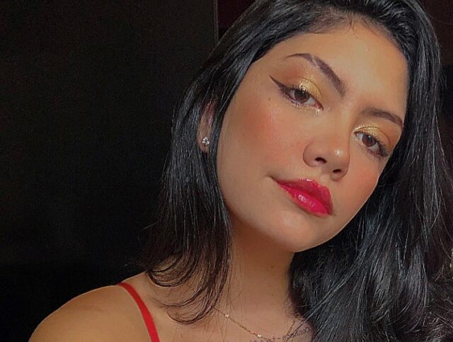 Bruna Almeida ⋆ Garota Com Local