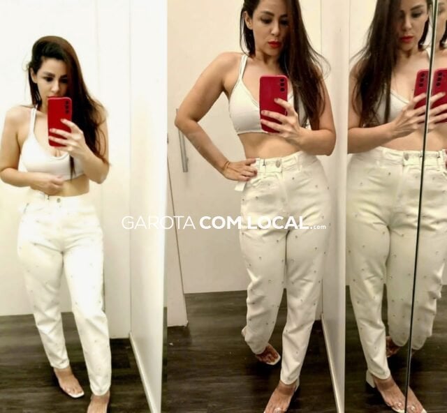 Leila Moraes ⋆ Garota Com Local